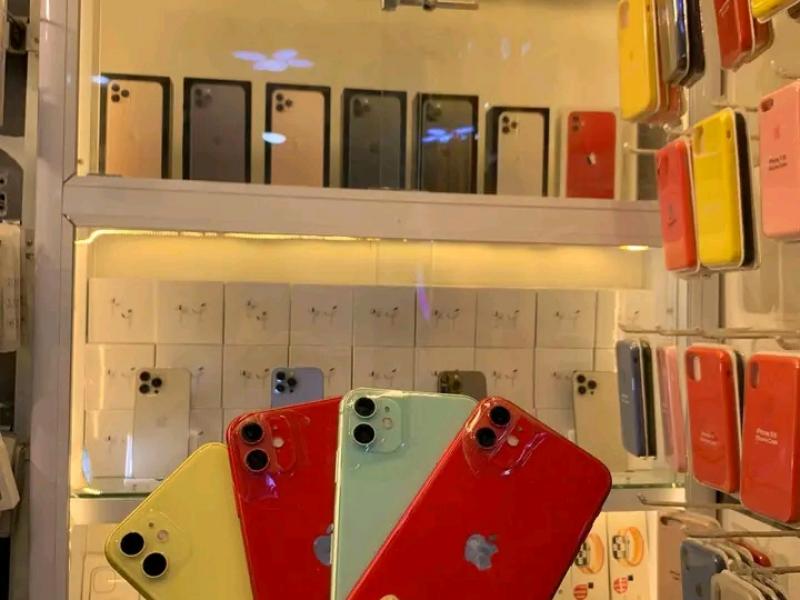 Solde iphone 11 simple neuf de 64 Giga à 470$ - mediacongo.net ...