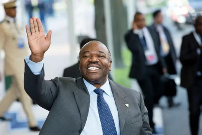 Pourquoi Ali Bongo se retire-t-il de la scène politique et quelles en ...