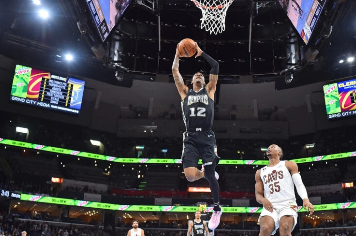 NBA: le tir décisif de Steven Adams permet à Memphis de remporter sa ...