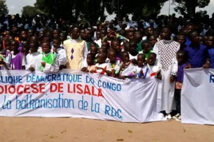 Mongala : les fidèles catholiques du diocèse de Lisala ont manifesté ...