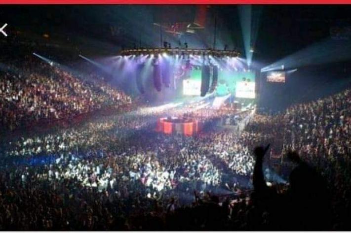 Malgré des incidents à la Gare du Lyon, Fally a tenu son concert à Bercy