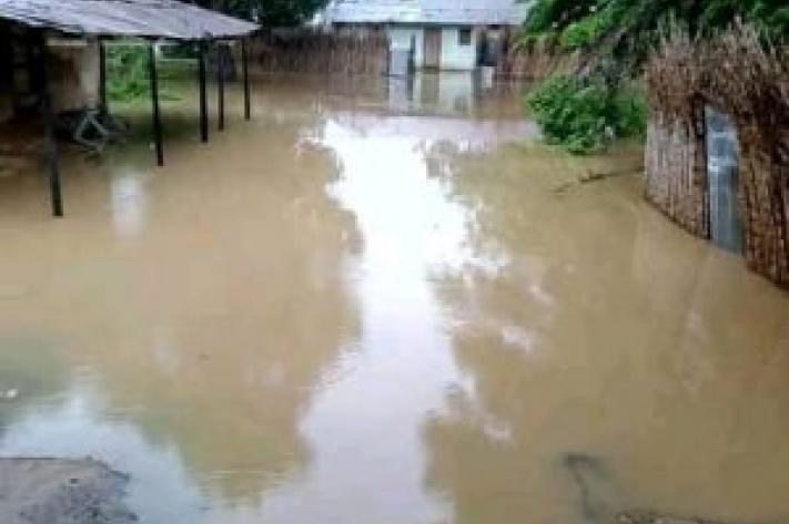 Gbadolite : plus de 50 personnes passent nuit à la belle étoile après l ...