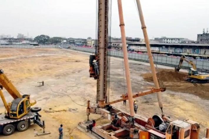 Kinshasa : le Marché central “Zando” sera remis aux commerçants dans 14 ...