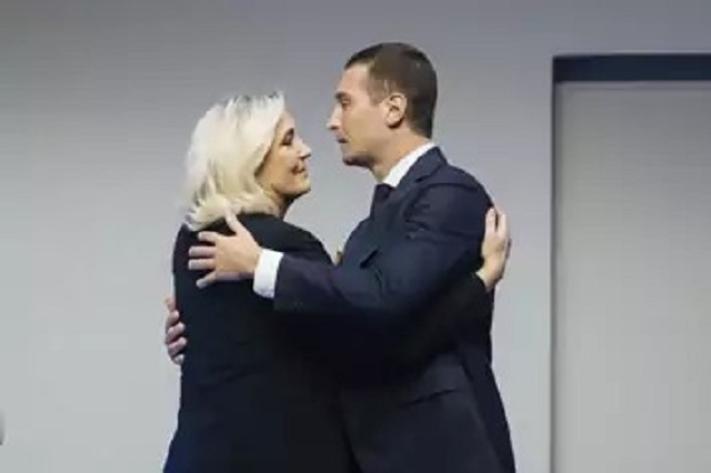 France: Jordan Bardella succède à Marine Le Pen à la tête de l'extrême ... France: Jordan Bardella succède à Marine Le Pen à la tête de l'extrême ...
