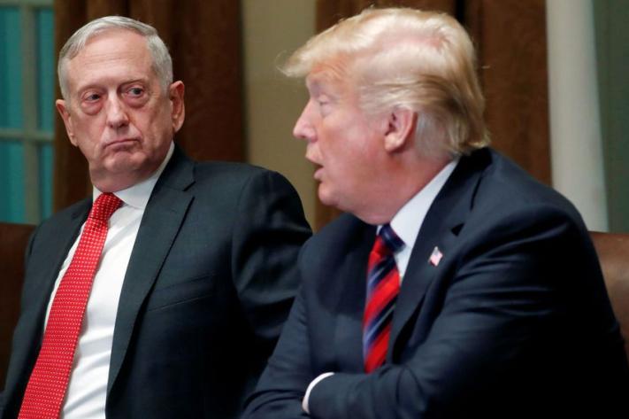 Décès de George Floyd : Jim Mattis, l'ex-ministre de la Défense, accuse ...