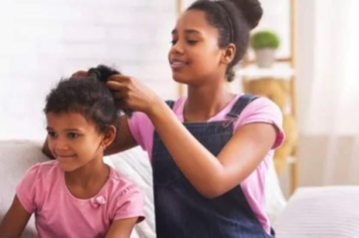 Poux chez les enfants : voici comment s’en débarrasser naturellement et ...
