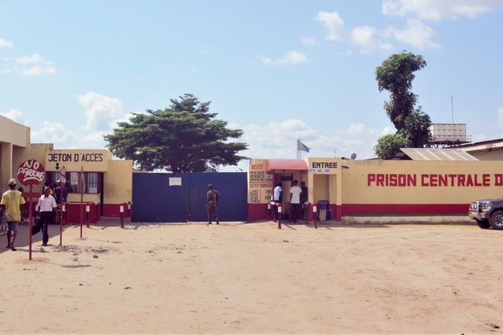 La CNDH fait libérer une quarantaine de détenus à la prison centrale de ...