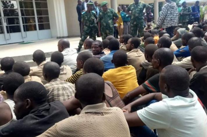 Sud-Kivu : l’armée présente près de 120 bandits armés nationaux et ... Sud-Kivu : l’armée présente près de 120 bandits armés nationaux et ...