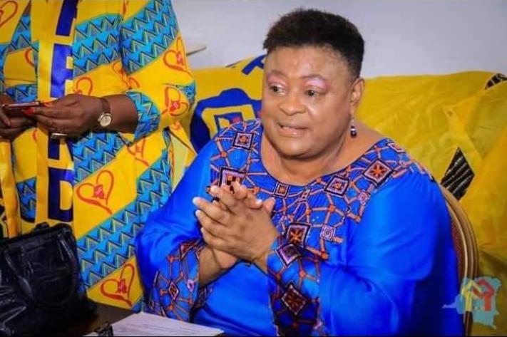 Qui est L'artiste congolaise Tshala Muana «reine du Mutuashi»