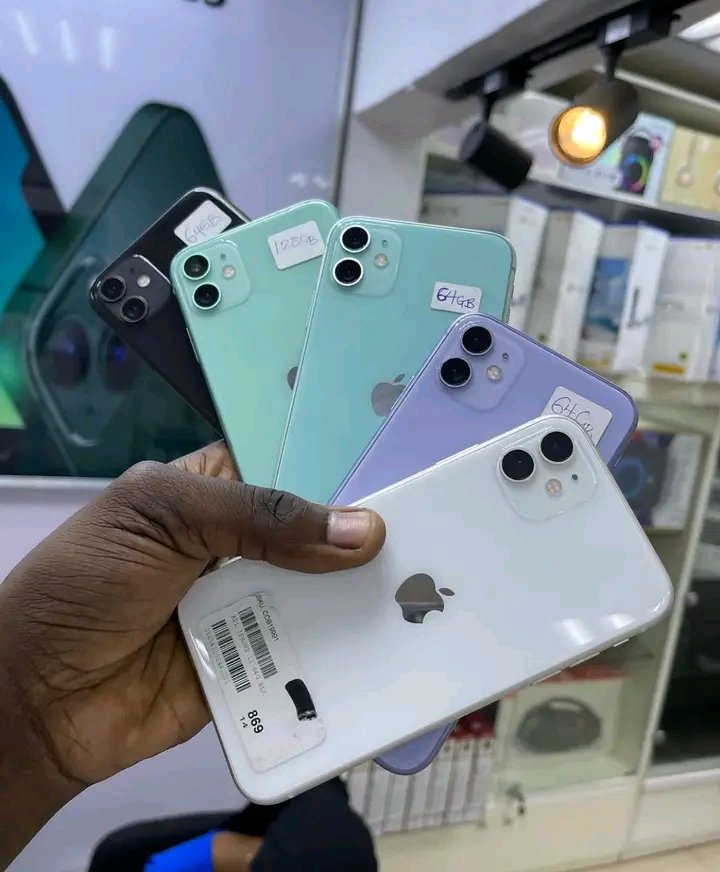 IPHONE 11 SIMPLE NEUF À 480$ À DISCUTER - mediacongo.net - Petites annonces