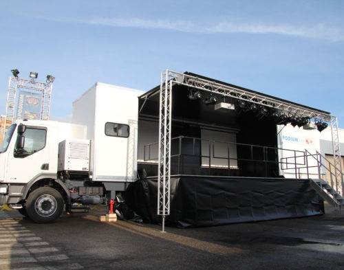 Camion-podium pour vos publicités, shop et shows mobiles - mediacongo ...