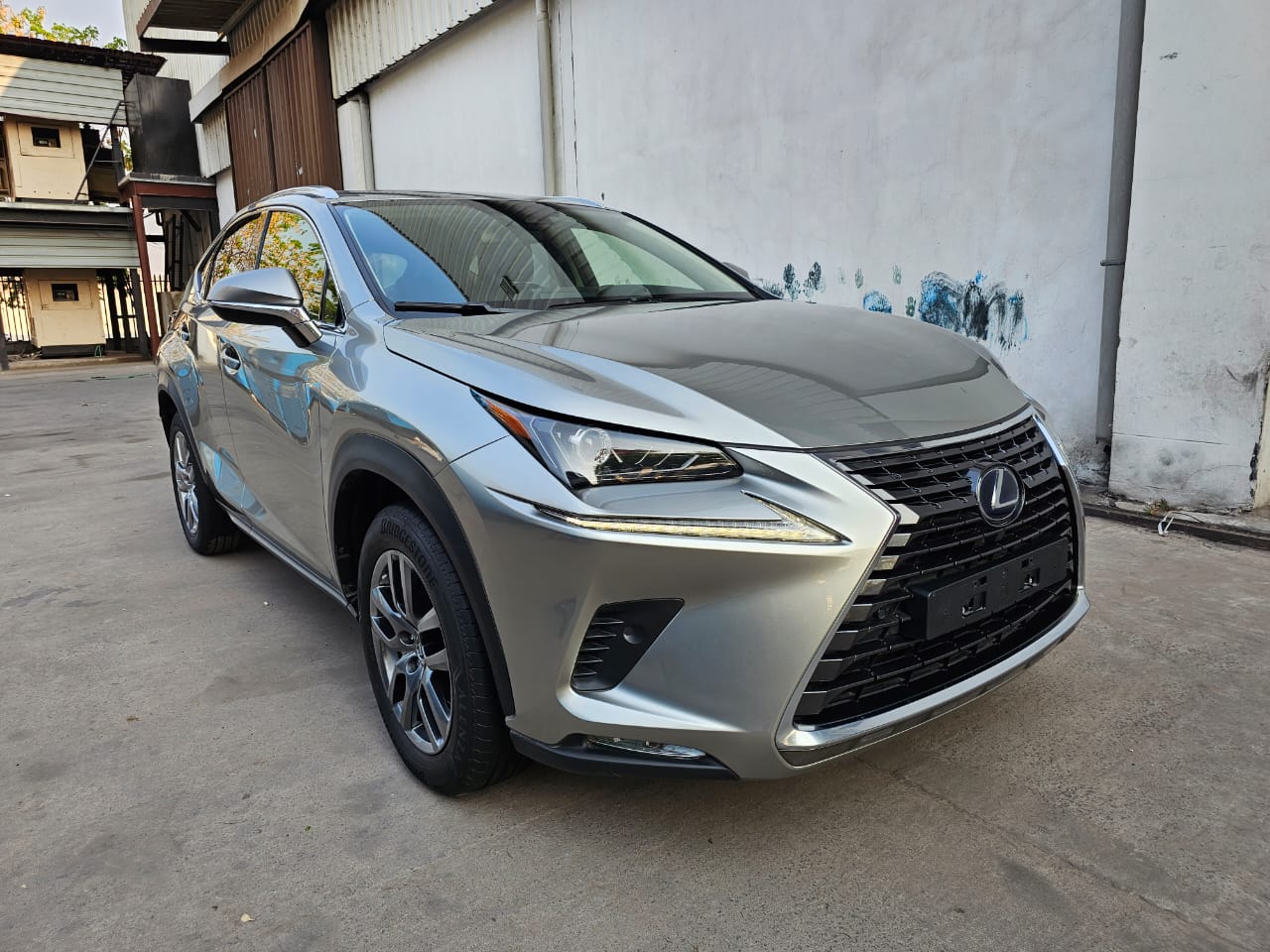 ?Lexus Nx300h (hybrid) ?Annee :2020/21 ?67.500 km ?Automatic steptronic ?Essence 4 cylindre ...