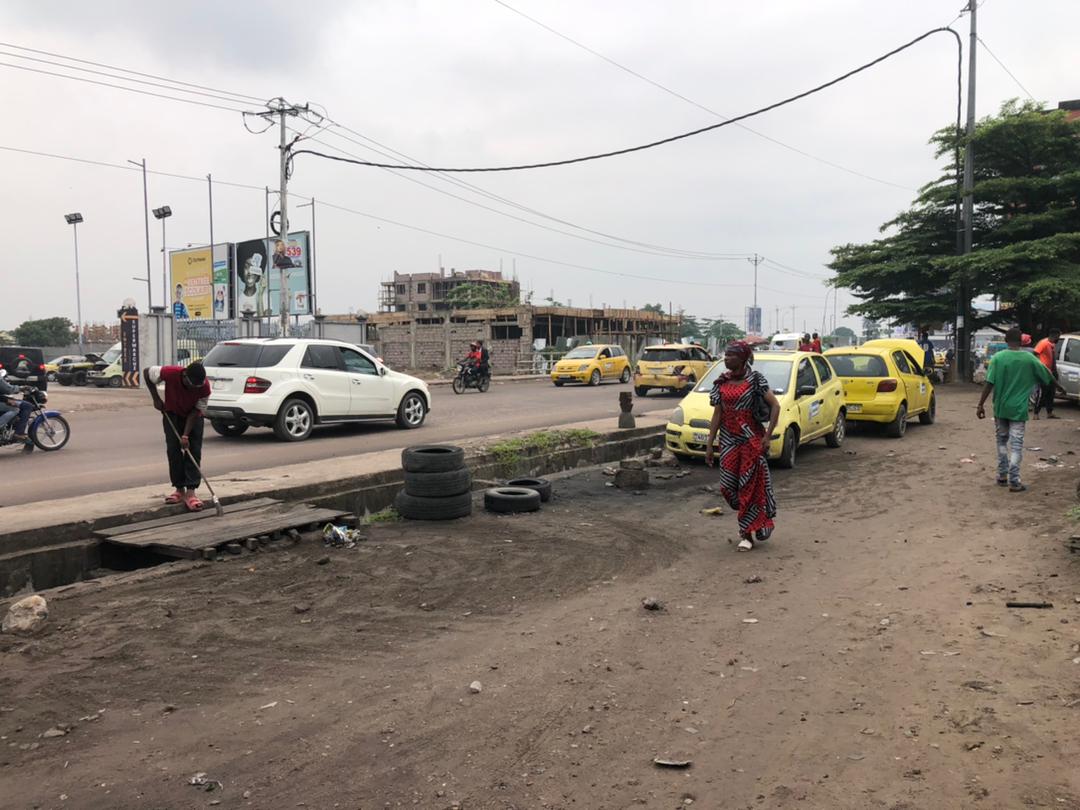 Terrain à Bandal en face de Oisis, 36 sur 39m, 1.100.000$ - mediacongo ...