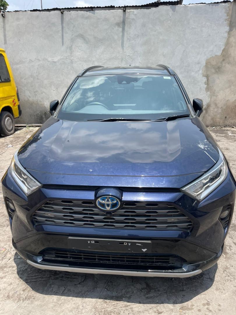 Toyota new Rav 4 - mediacongo.net - Petites annonces