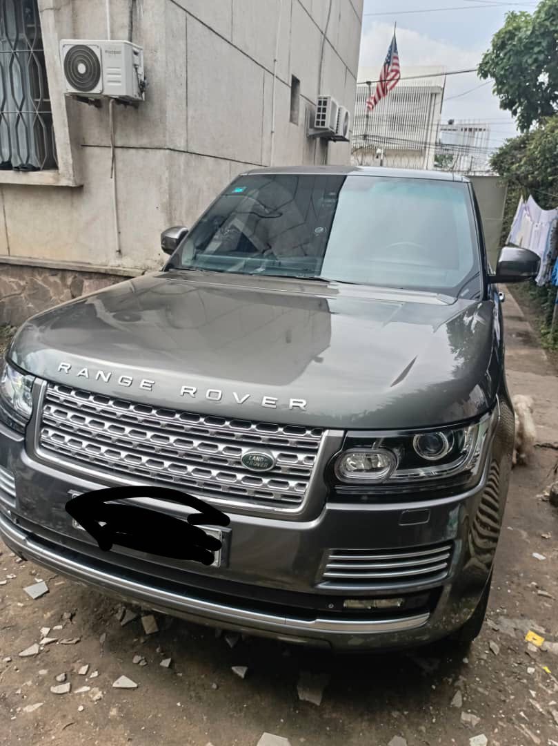 Range Rover vogue 2018 - mediacongo.net - Petites annonces