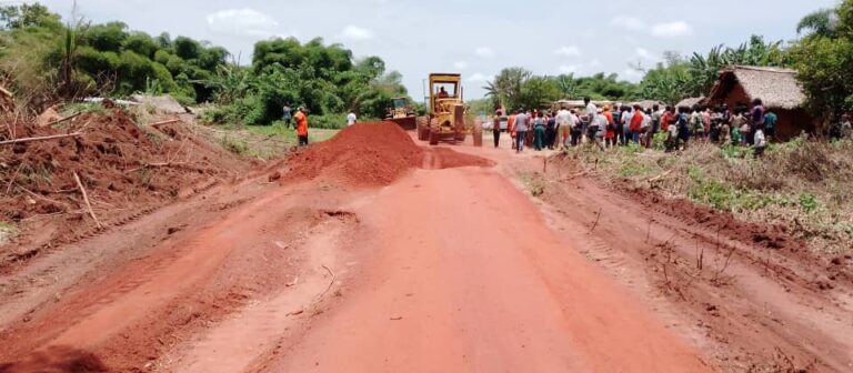 Bas-Uele : les travaux de la réhabilitation de la RN4 tronçon Buta ...